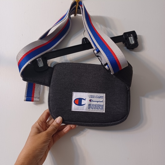 Champion | Accessories | Champion Waist Bagfannypack | Poshmark
